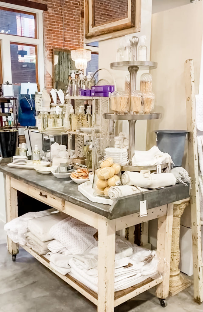 Finding Home: The Richard and Brenda Lee Home (formerly owned by Mrs ...