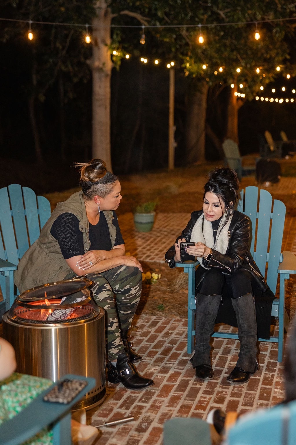 5 Essentials to Create a Cozy, Outdoor Space for Fall - Simply Southern ...